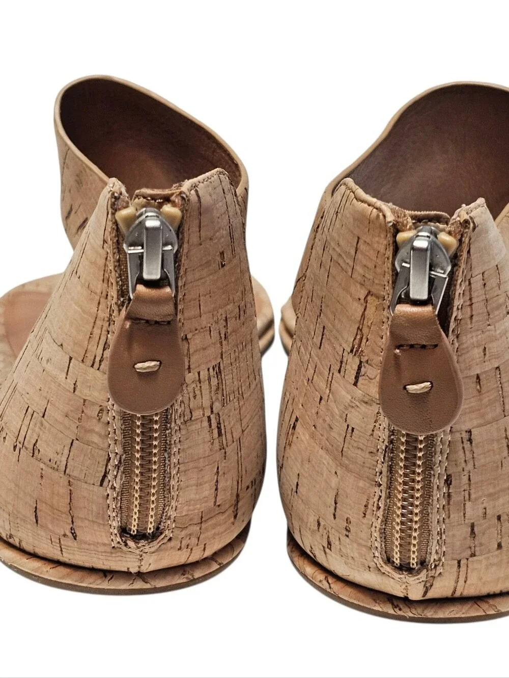 Shoes | Gentle Souls By Kenneth Cole Lark Toe Thong Cork Sandals Size 9 ...